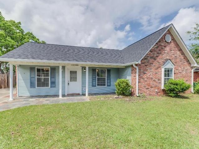 4 Br, 2 bath, Townhouse/Brownstone/RowHouse 14160 Maple Court