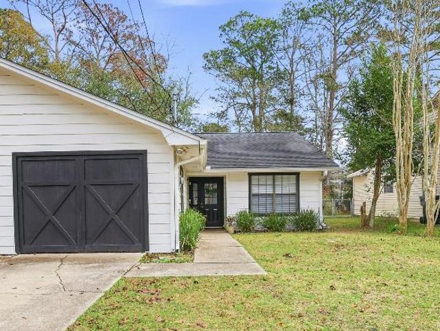 4 Br, 2 bath, Townhouse/Brownstone/RowHouse 3235 Mound Drive