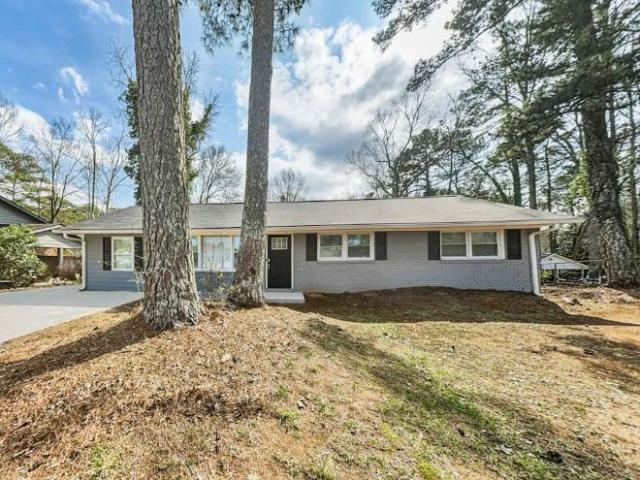 4 Br, 2 bath, Townhouse/Brownstone/RowHouse 4172 Renfrew Ct Sw