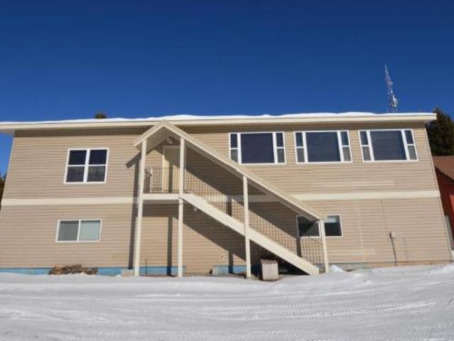 4 Br, 2 bath, Apartment 27 Geyser St