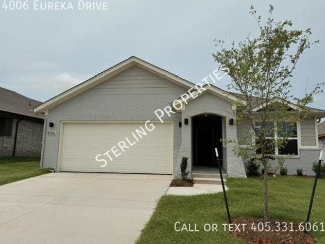 4 Br, 2 bath, Condo 4006 Eureka Drive