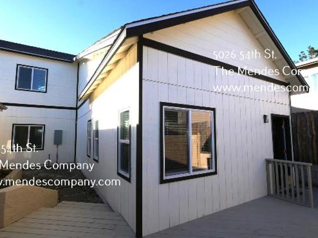 4 Br, 2 bath, Condo 5026 54th St