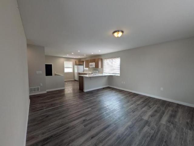 4 Br, 2 bath, Condo 65 South 18th Avenue