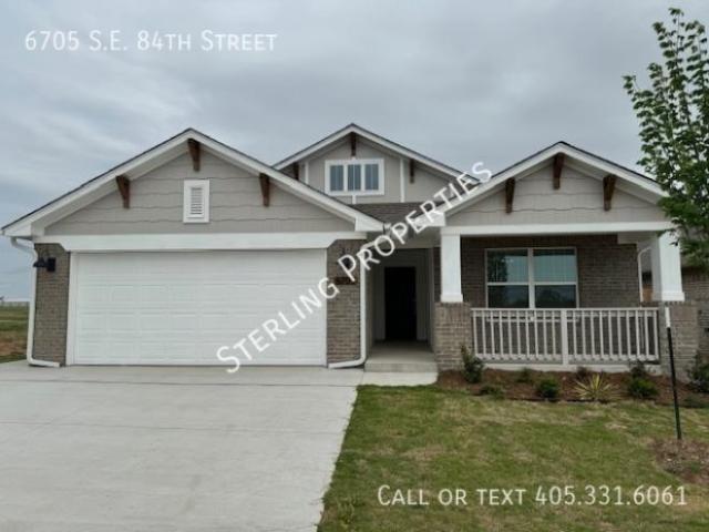 4 Br, 2 bath, Condo 6705 S E 84th Street