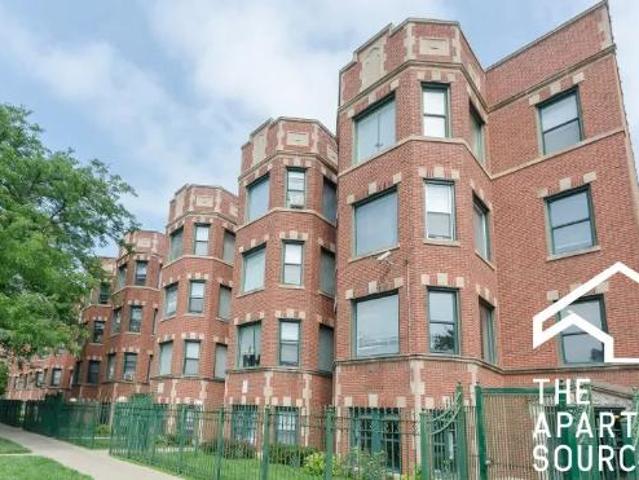 4 Br, 2 bath, Condo 6911 South Paxton Avenue