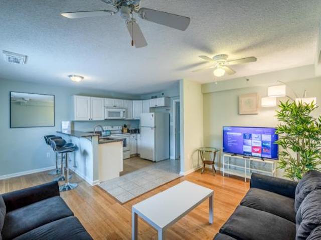 4 Br, 2 bath, Condo 7200 Coastal Hwy