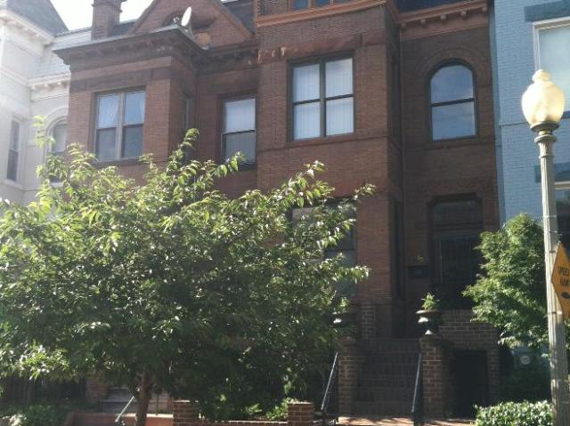 4 Br, 2 bath, Condo 75 Seaton Pl NW
