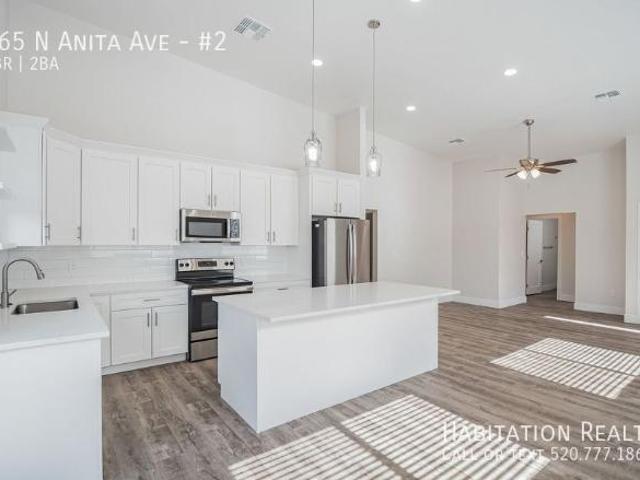 4 Br, 2 bath, Condo 765 N Anita Ave
