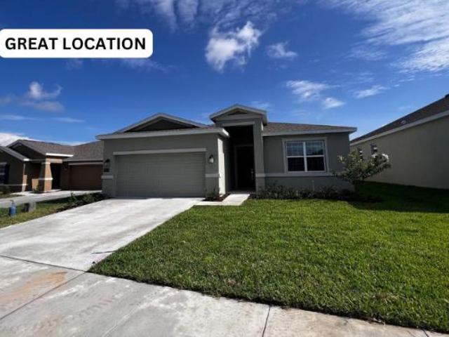 4 Br, 2 bath, Condo 784 Daring Dr