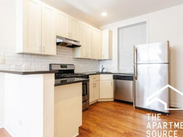 4 Br, 2 bath, Condo 853 West Cornelia Ave