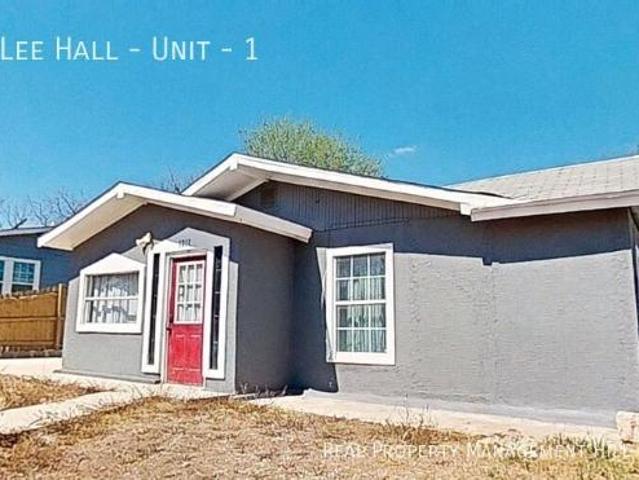 4 Br, 2 bath, Condo 1121 Lee Hall