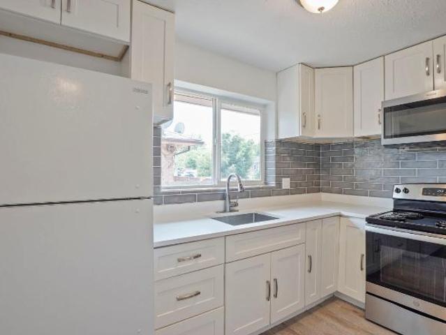 4 Br, 2 bath, Condo 1173 Dayton St