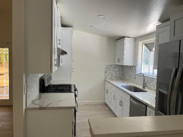 4 Br, 2 bath, Condo 13191 Herron St