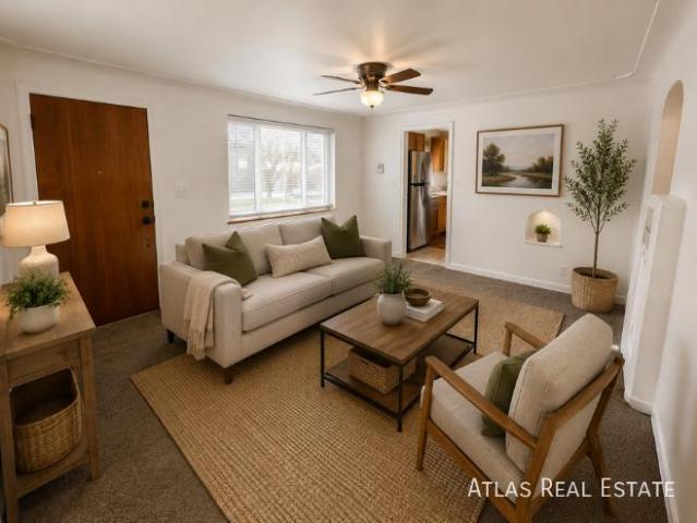 4 Br, 2 bath, Condo 1463 W Byers Place