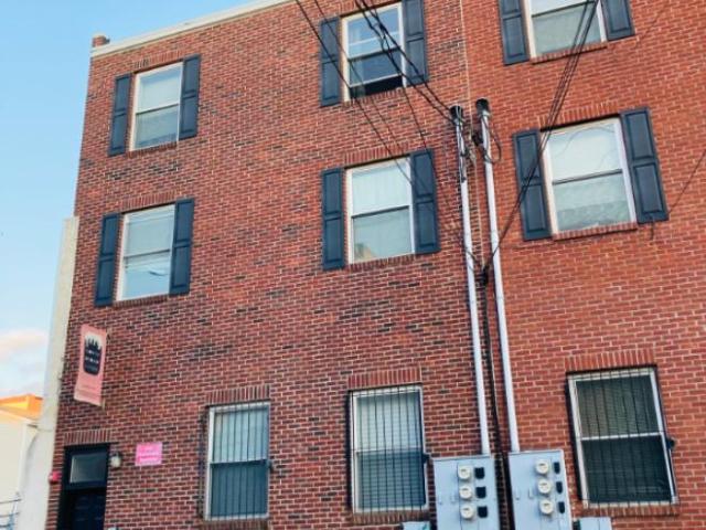 4 Br, 2 bath, Condo 1617 N Sydenham St