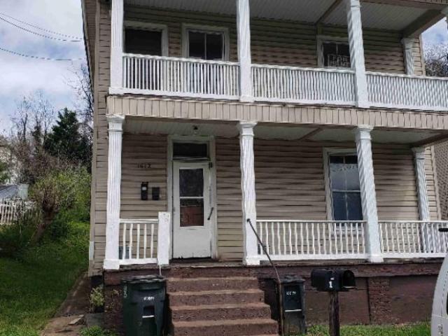 4 Br, 2 bath, Condo 1612 Pirece St