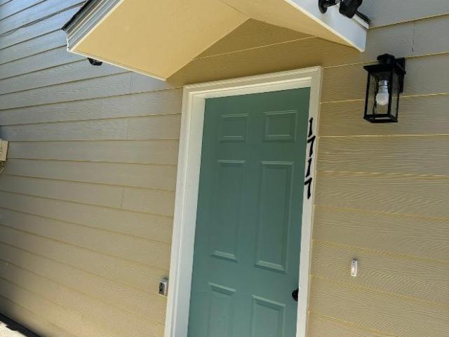 4 Br, 2 bath, Condo 1771 Ne 19th Street