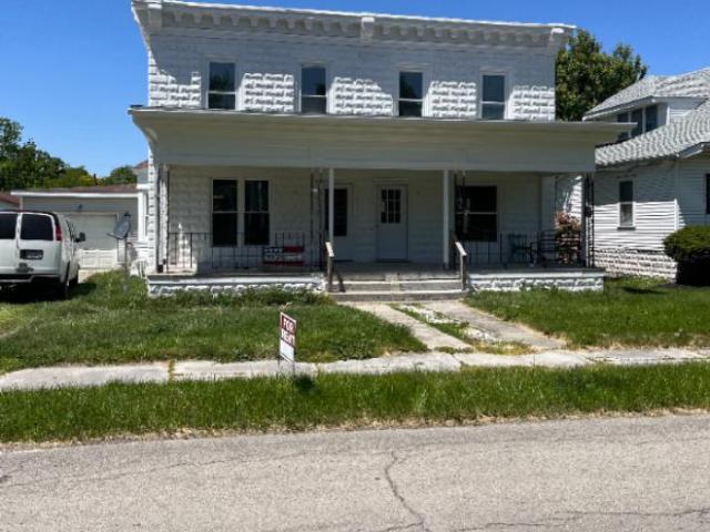 4 Br, 2 bath, Condo 177 E Center St