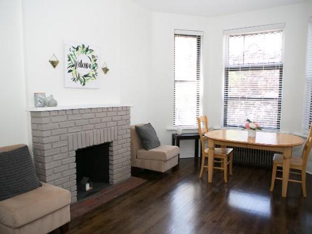 4 Br, 2 bath, Condo 2025 Clifton