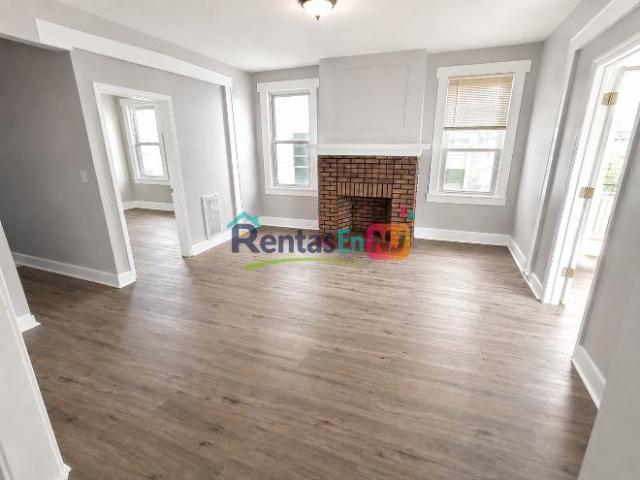 4 Br, 2 bath, Condo 203 Renner Ave