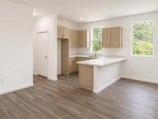 4 Br, 2 bath, Condo 2395 NW 68th St