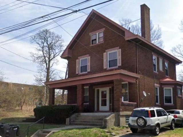 4 Br, 2 bath, Condo 2678 Cora Ave