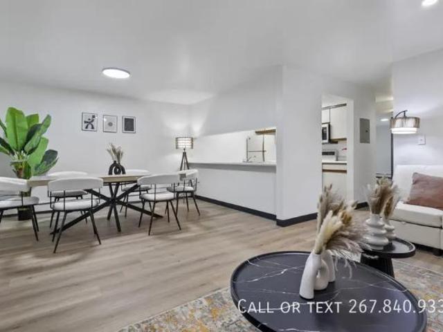 4 Br, 2 bath, Condo 2708 Wehnwood Road