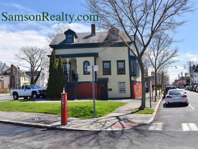 4 Br, 2 bath, Condo 298 Hope St