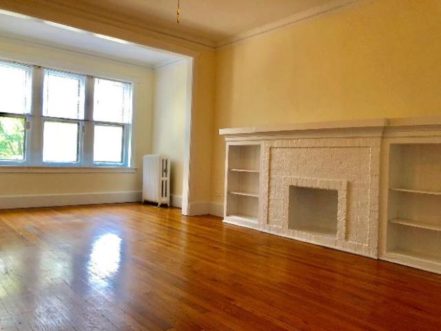 4 Br, 2 bath, Other 5847 N Kenmore