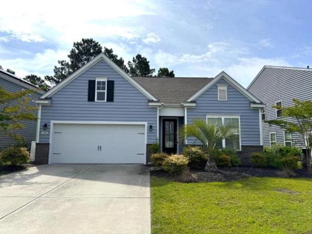 4 Br, 2 bath, Single Family Home 2800 Scarecrow Way