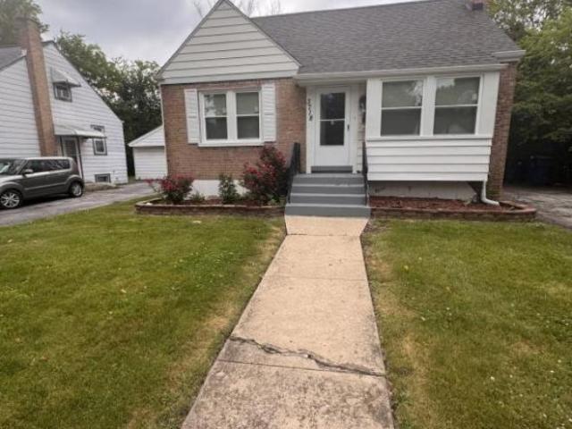 4 Br, 2 bath, Single Family Home 3718 211th Pl