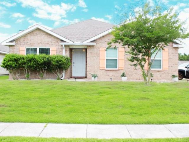 4 Br, 2 bath, Single Family Home 500 E Marigold Dr
