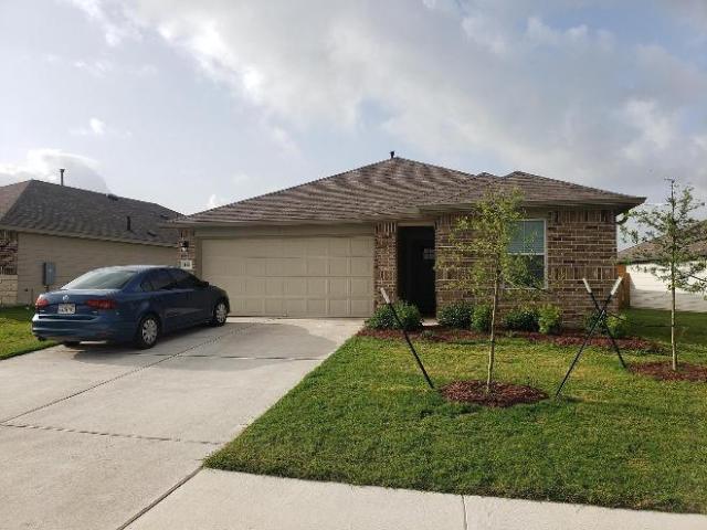 4 Br, 2 bath, Single Family 143 Shafter St