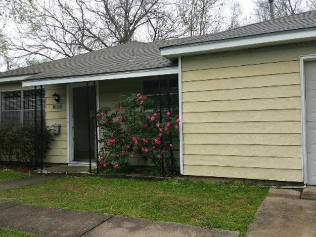 4 Br, 2 bath, Single Family 14002 Santa Teresa Rd