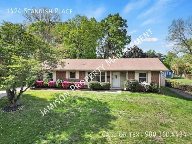 4 Br, 2 bath, Single Family 1424 Standish Pl