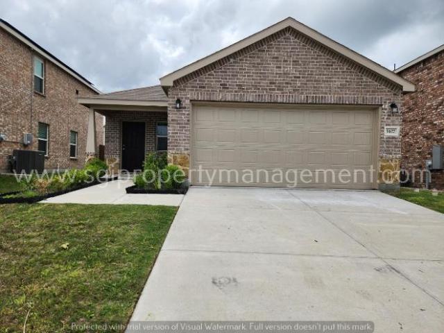 4 Br, 2 bath, Single Family 1427 Ganado Dr