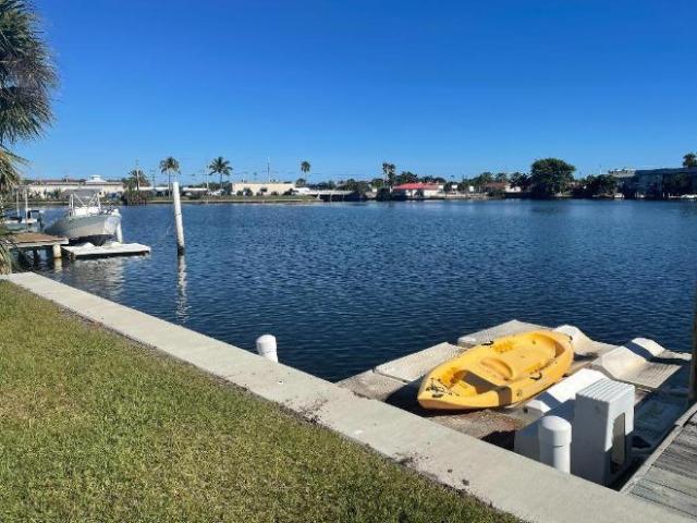 4 Br, 2 bath, Single Family 1431 Flagler Blvd