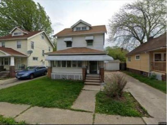 4 Br, 2 bath, Single Family 1443 Larchmont Rd