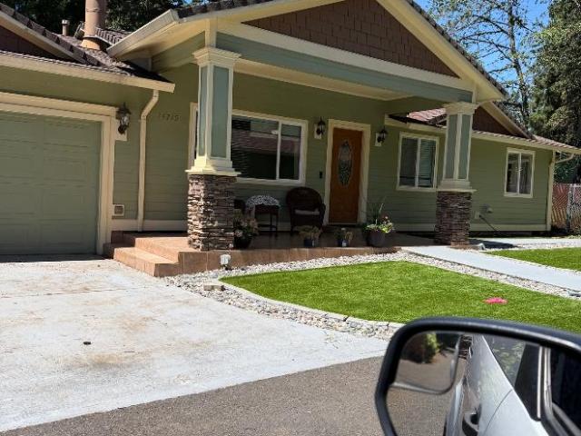 4 Br, 2 bath, Single Family 14715 SE Bush St