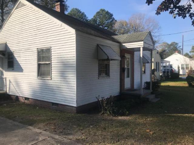 4 Br, 2 bath, Single Family 1508 Mimosa St
