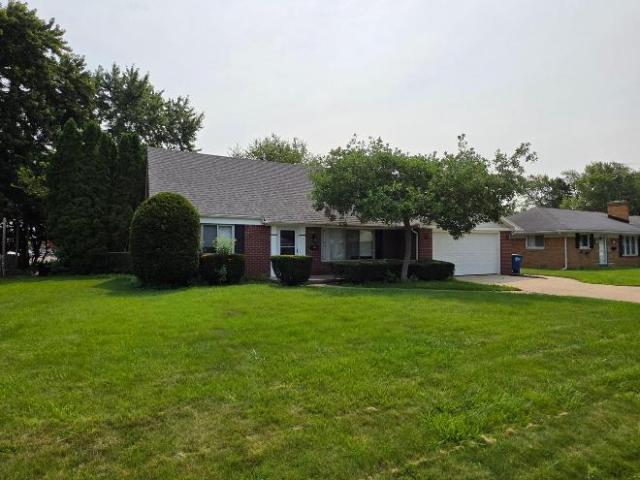 4 Br, 2 bath, Single Family 1531 Eaton Dr