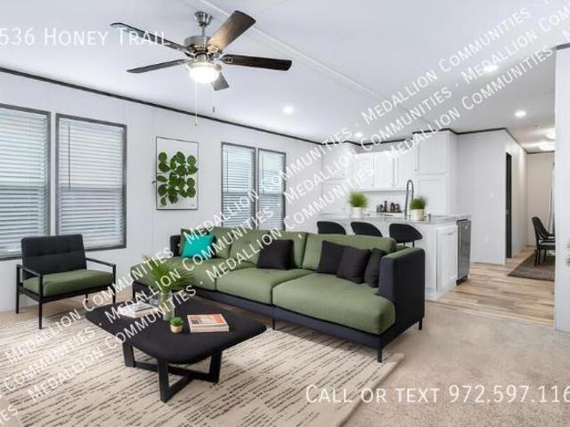 4 Br, 2 bath, Single Family 1536 Honey Trail