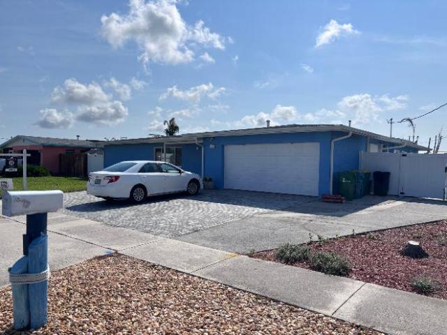 4 Br, 2 bath, Single Family 1550 Mars St