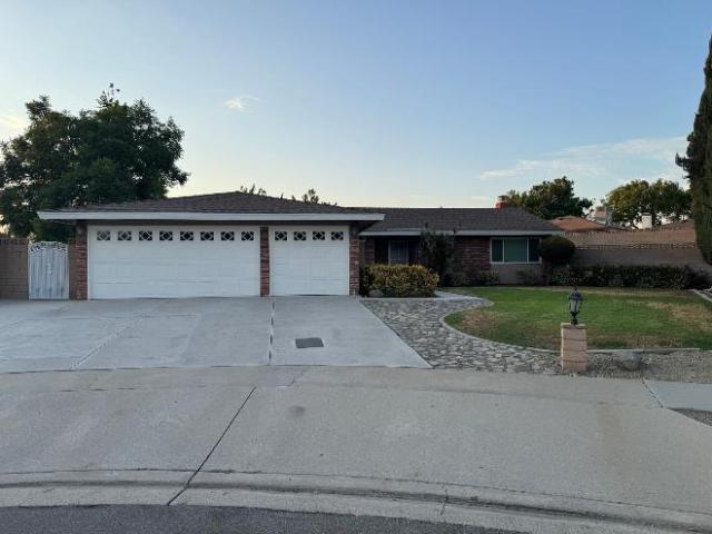 4 Br, 2 bath, Single Family 15840 Rainbow Drive