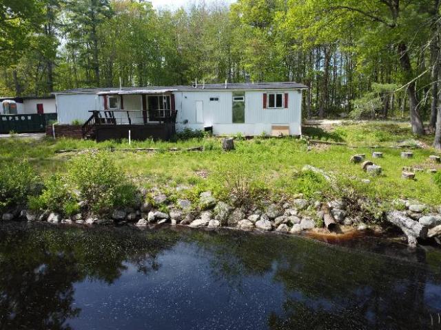 4 Br, 2 bath, Single Family 1597 Sanford Rd