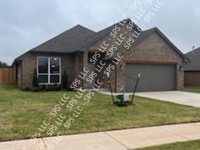 4 Br, 2 bath, Single Family 16009 Capulet Dr