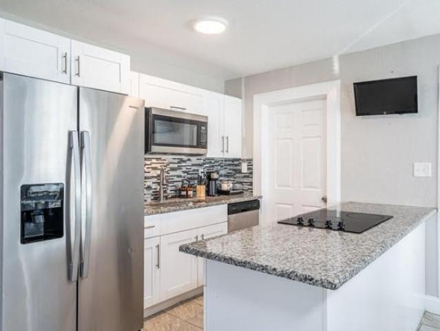 4 Br, 2 bath, Single Family 1601 NW 3rd Lane