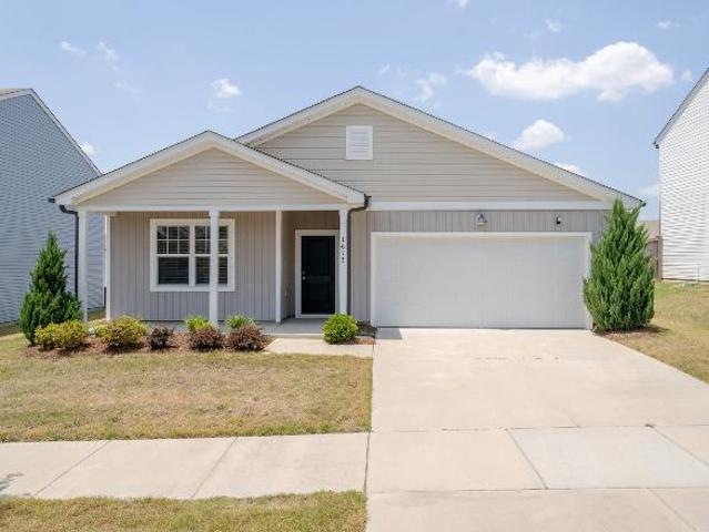 4 Br, 2 bath, Single Family 1613 Arapahoe Ridge Dr