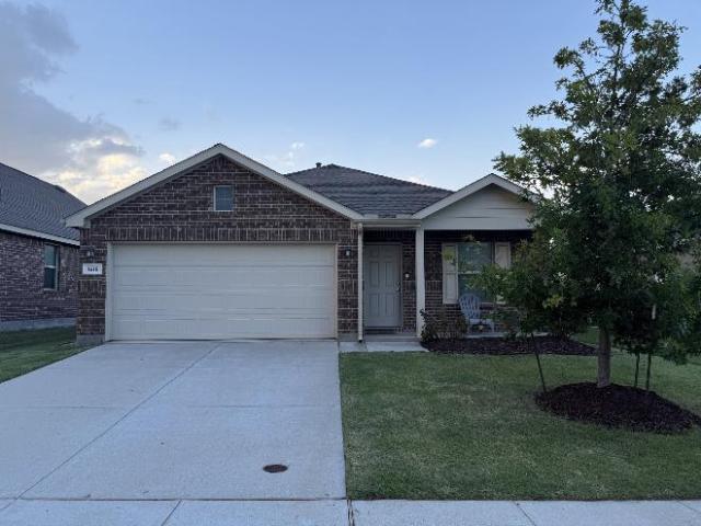 4 Br, 2 bath, Single Family 1618 Avery Pointe Drive