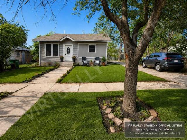 4 Br, 2 bath, Single Family 1623 W Ashby Pl